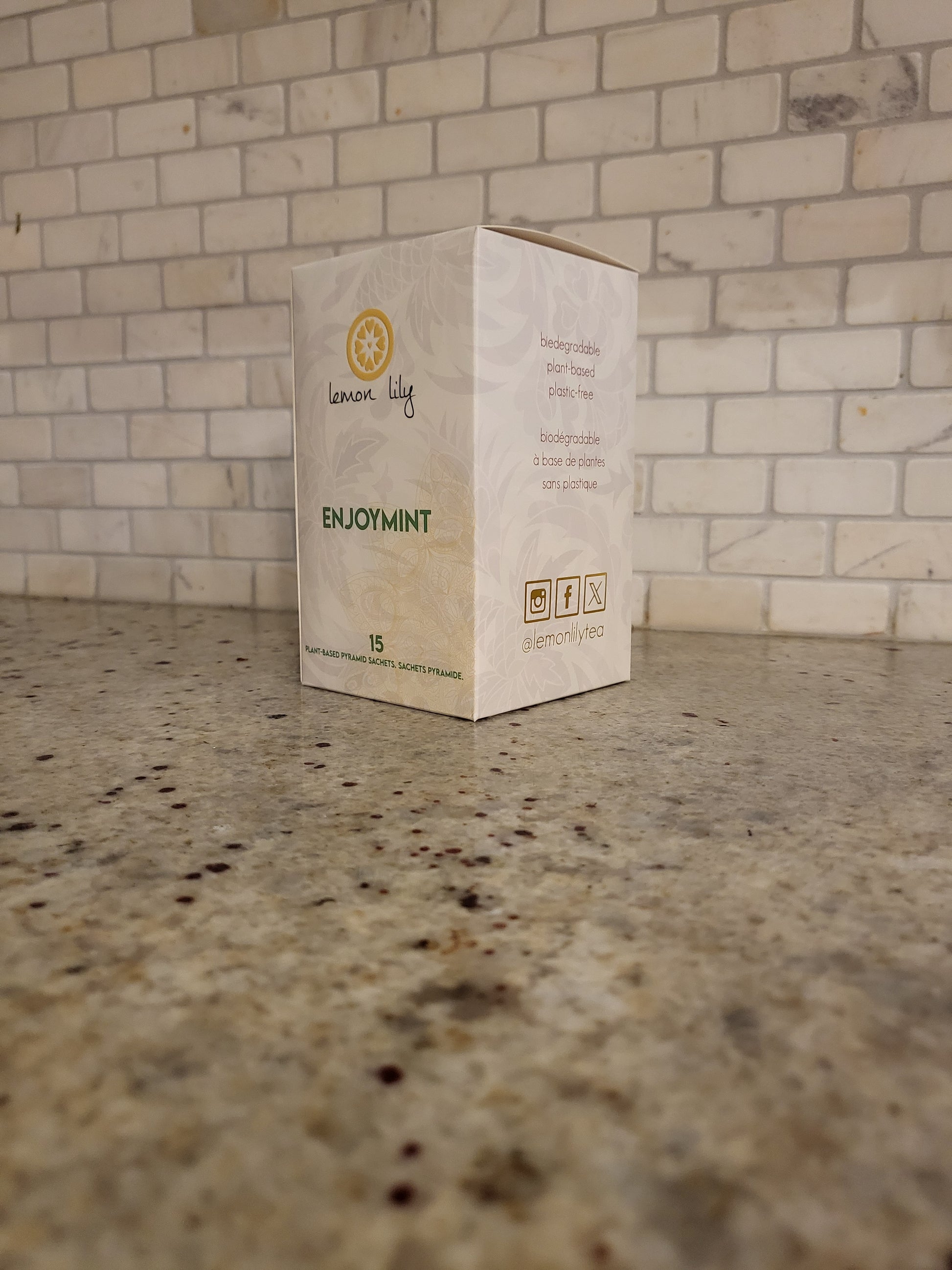 EnjoyMint – Lemon Lily Organic Tea